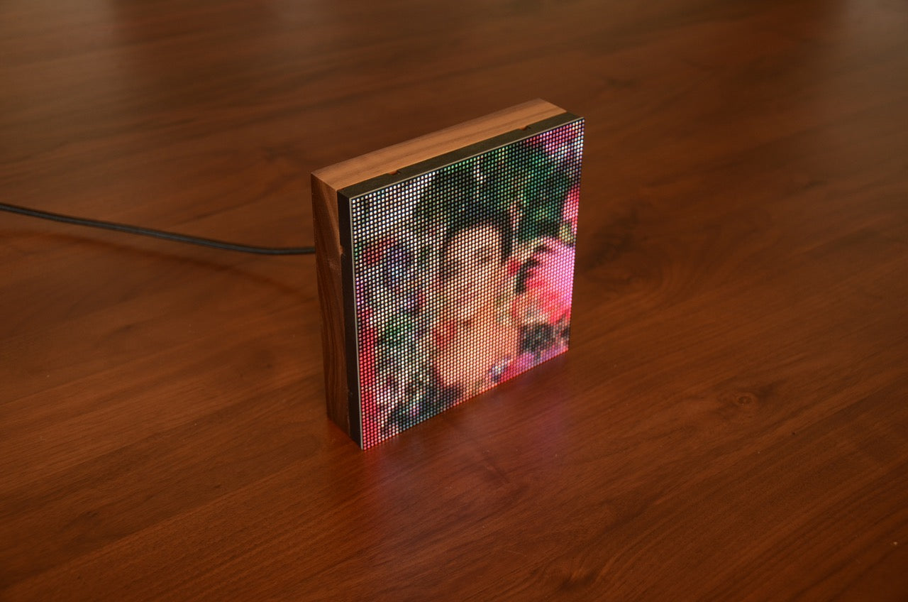 Tuneshine: Live album art display